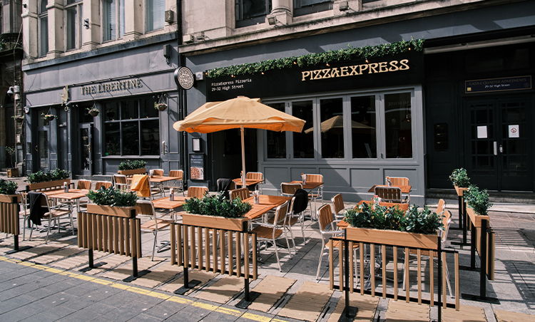 PizzaExpress in Cardiff High Street has undergone a stylish makeover ...