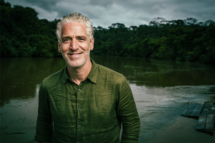Acclaimed Wildlife Filmmaker Gordon Buchanan Tour stops in Cardiff - It ...