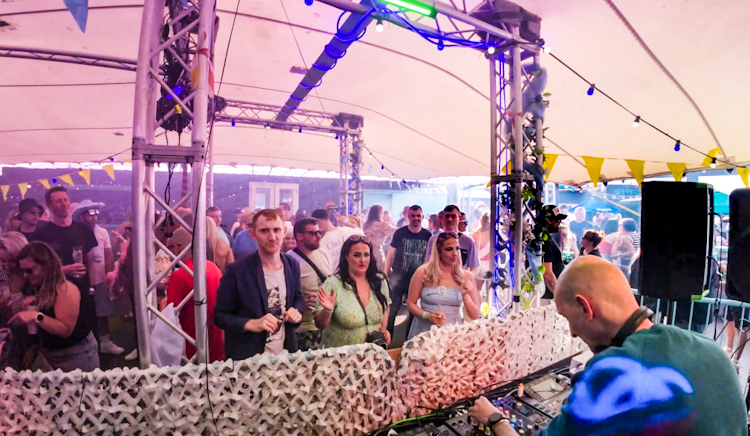 Summer Beats at Fixate Summer Sessions - It's On Cardiff