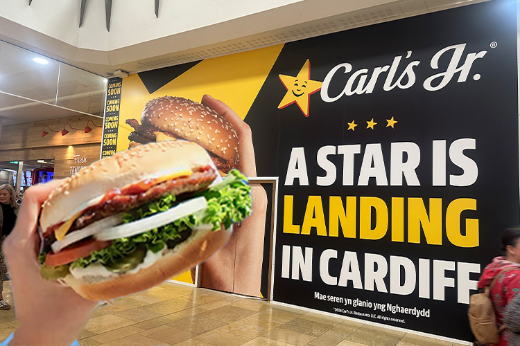 Carl’s Jr. Giveaway 100 Free Burger When They Open First UK Restaurant ...