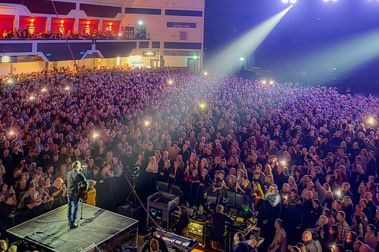 Bryan Adams – Rolling with the Punches Tour, Utilita Arena Cardiff - It ...