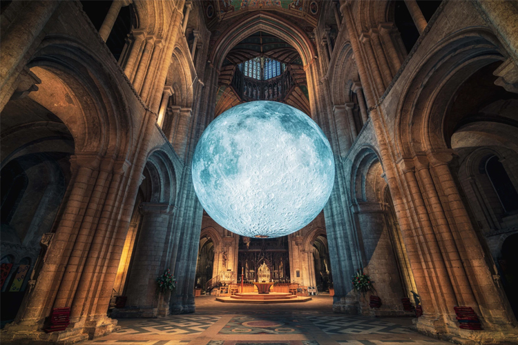 A Huge Sculpture Of The Moon Is Heading to Cardiff - It's On Cardiff