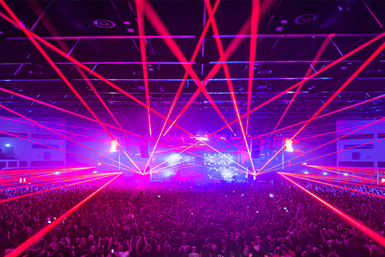 The Prodigy and Carl Cox Take Cardiff Back to the Rave - It's On Cardiff